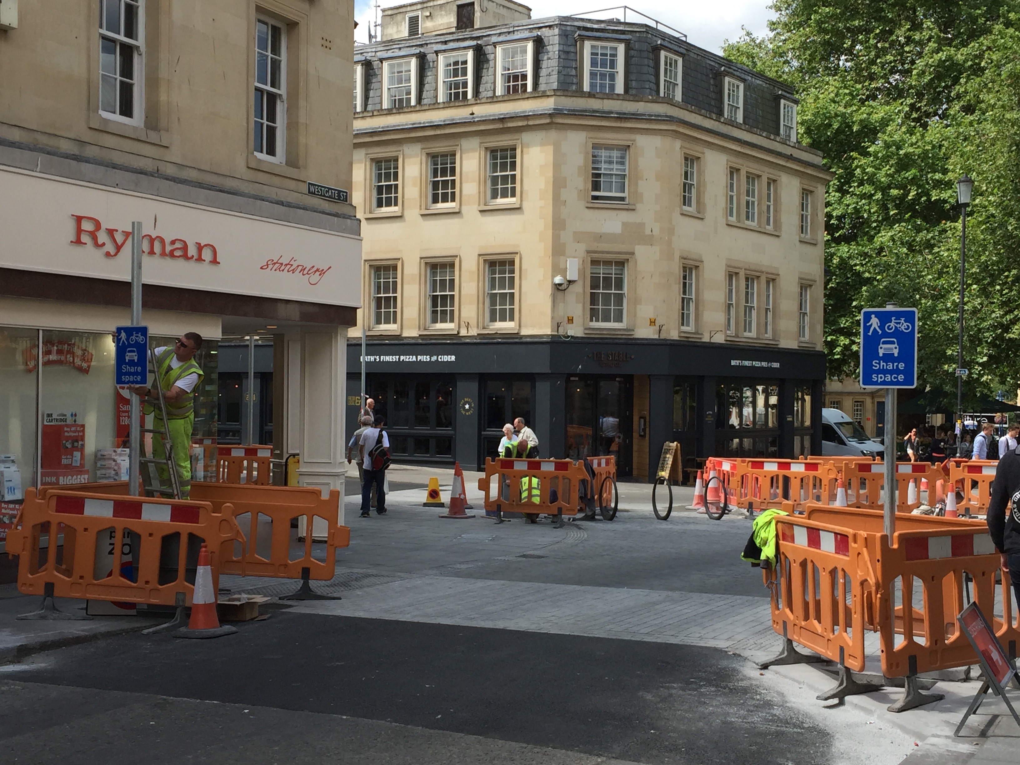 Bath’s ‘first’ shared space area opens in Seven Dials – BATH NEWSEUM